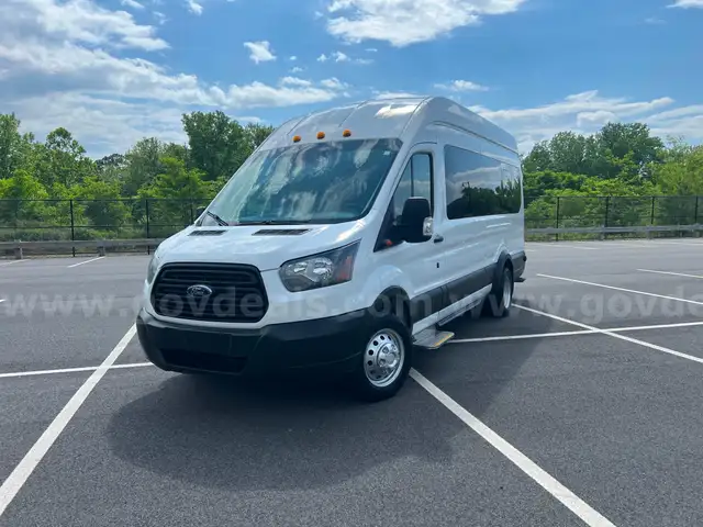 2019 Ford Transit T350HD XLT Extended Dually High Roof WheelChair Lift ...