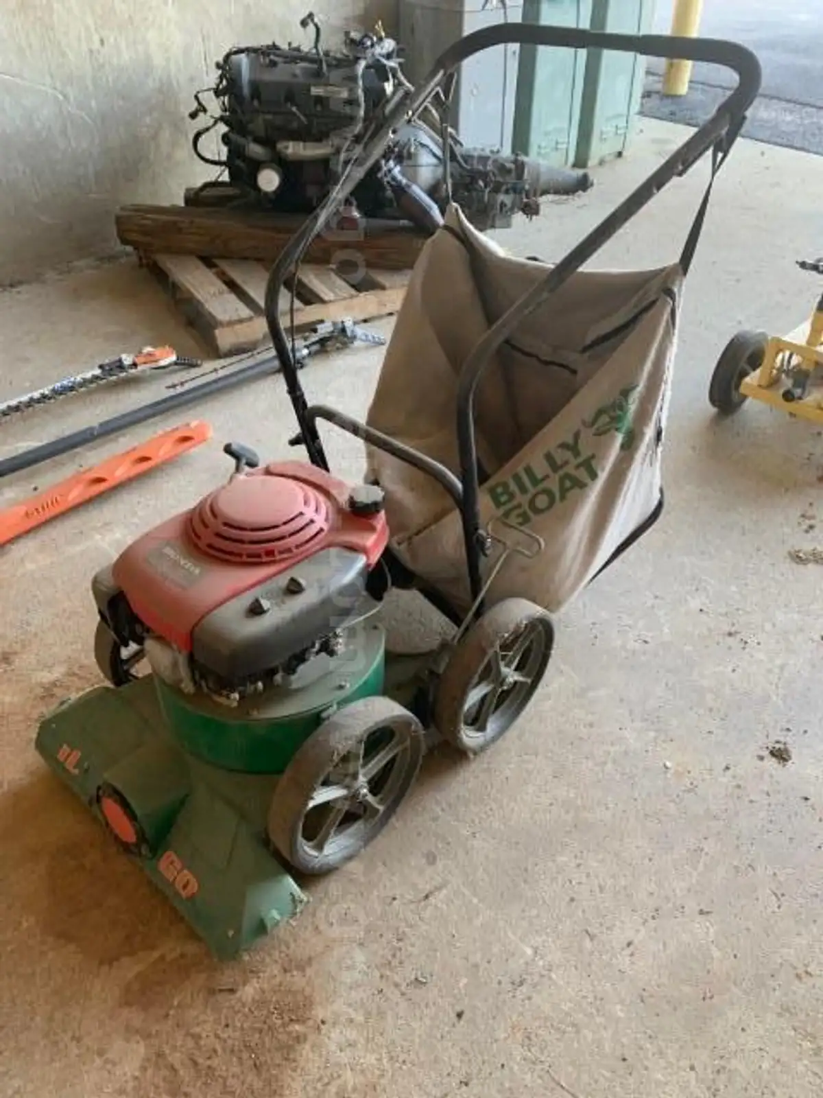 Billy Goat Leaf Vacuum | AllSurplus