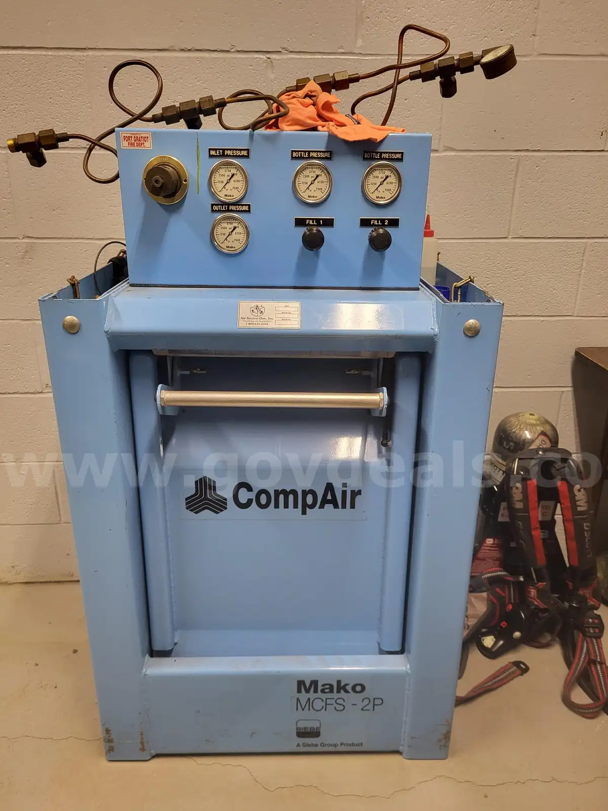 Mako SCBA cylinder Filling Station - 2 bank | AllSurplus