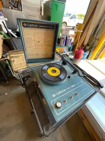 Califone Record Player | GovDeals