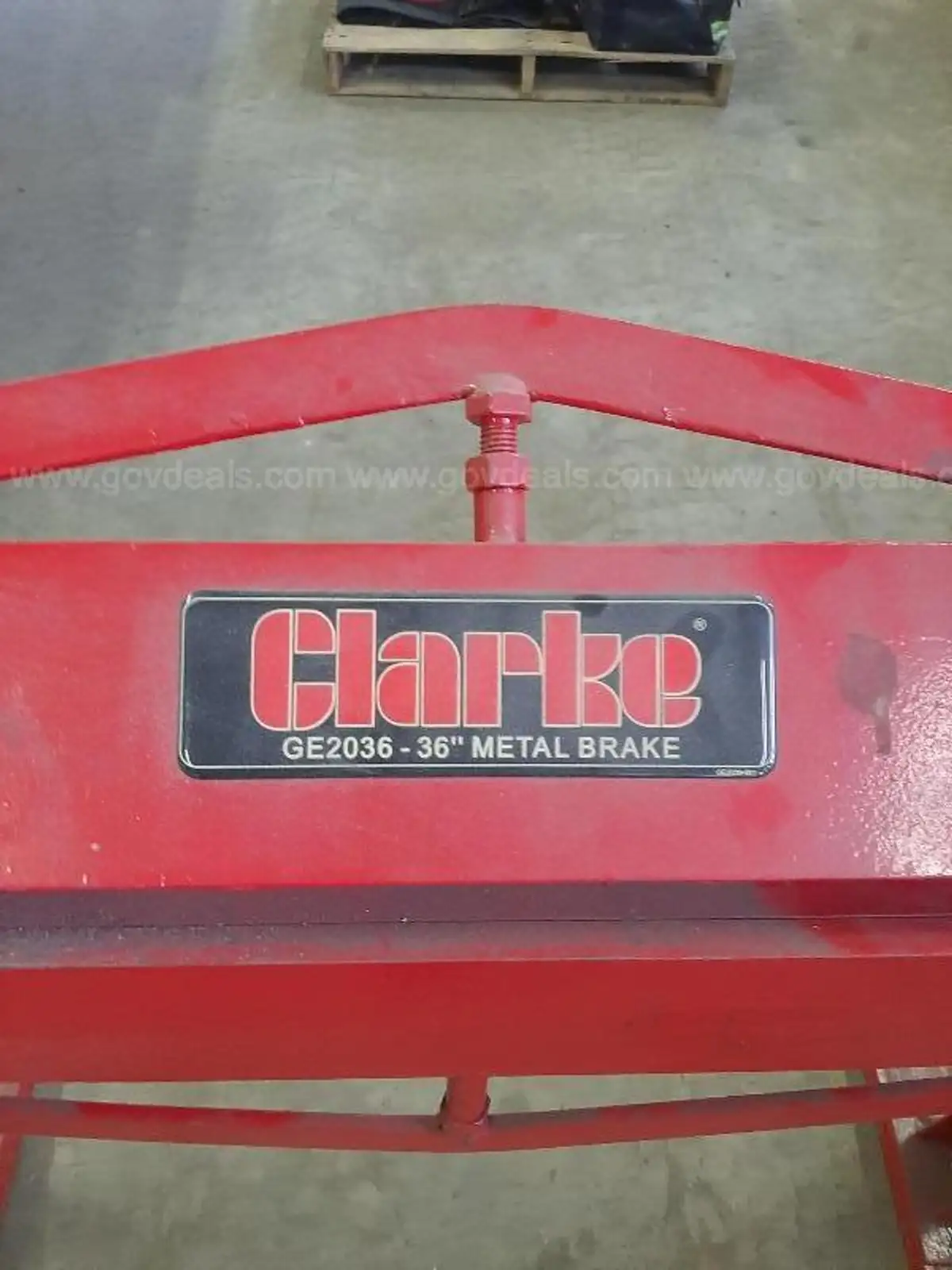 Clarke 36" Metal Brake | AllSurplus