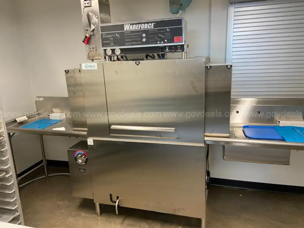 Wareforce 44 Commercial Rack Conveyor Dishwasher | GovDeals