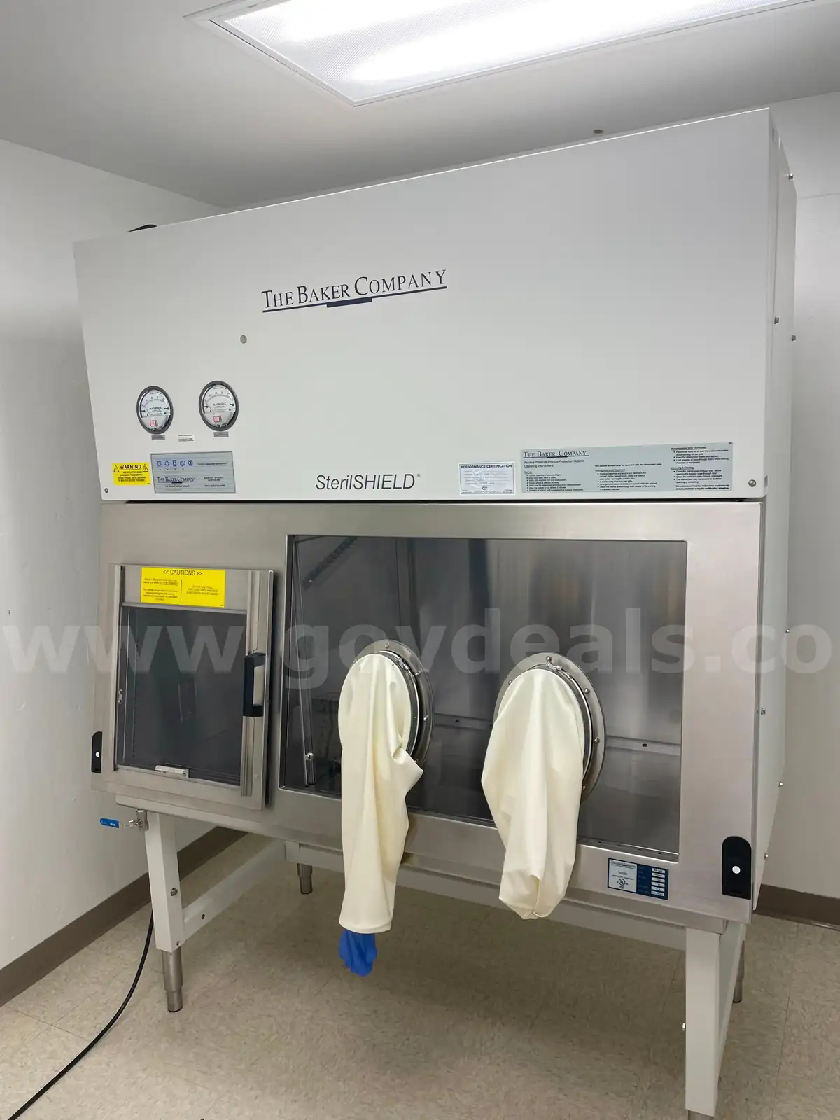 Steril Shield Isolator hood | GovDeals