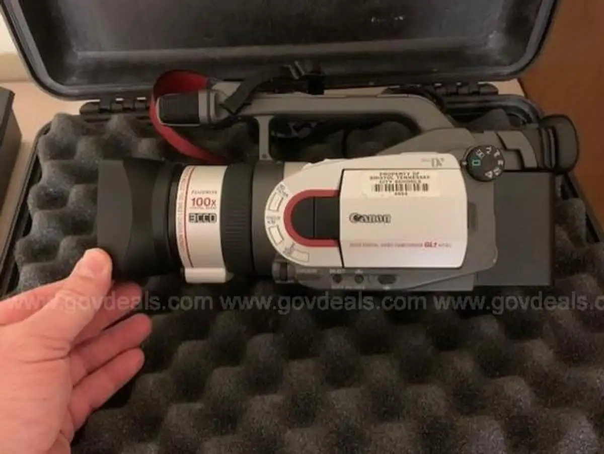 Canon GL1 Mini DV Camcorder | AllSurplus