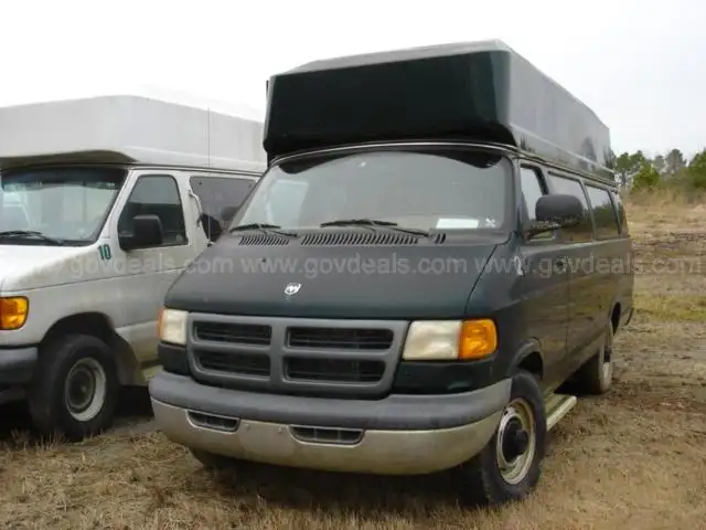 2000 Dodge Ram Van | GovDeals