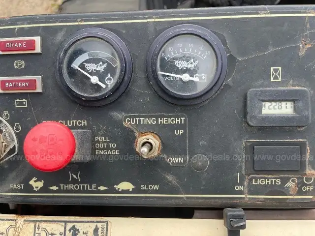 Grasshopper 428D | GovDeals