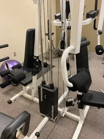 Tuff Stuff Muscle 3 Home Gym | AllSurplus