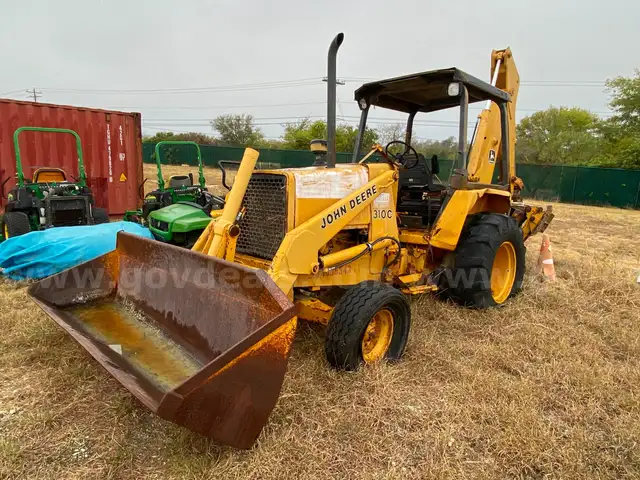 John Deere 310C Backhoe | GovDeals