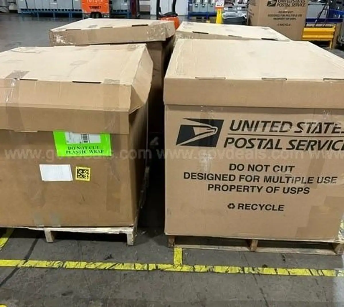 One Lot Miscellaneous Machine Parts | GovDeals