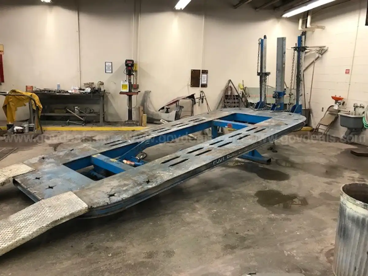 Brewco Body Builder 360 Frame Machine Tag #'s 072906 / 145367 | GovDeals