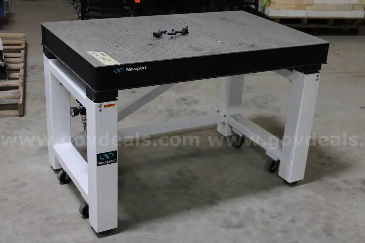 Newport Optical Table | GovDeals