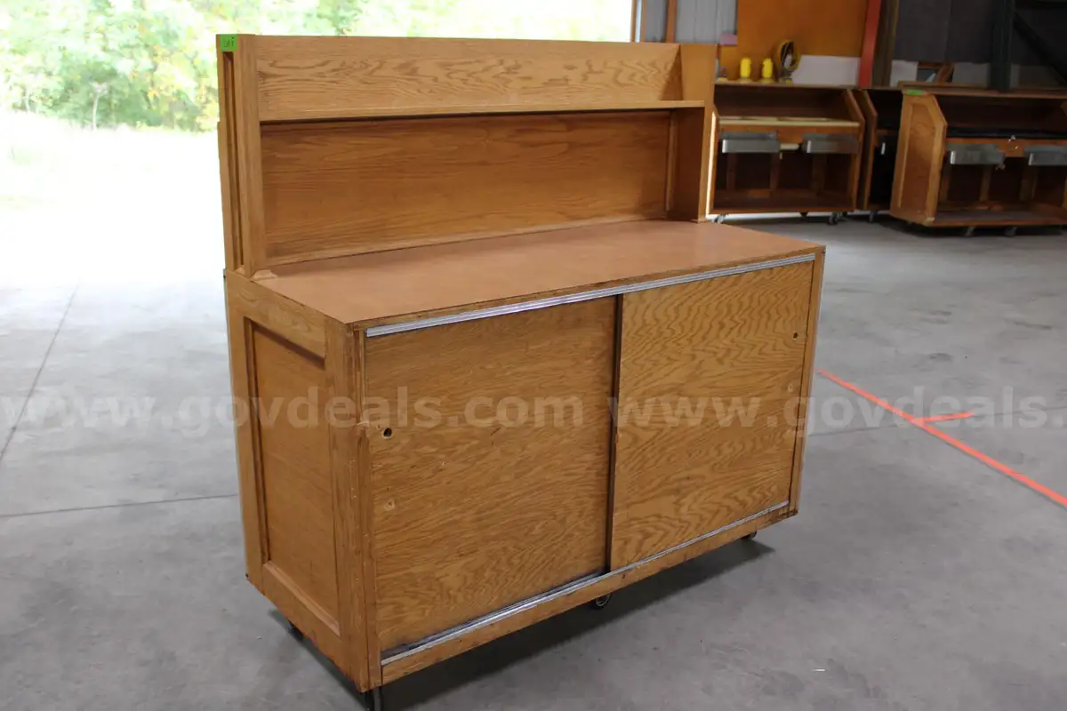 Mobile Bar Back/Merchandiser from CY Stephens Auditorium (Lot F) | GovDeals