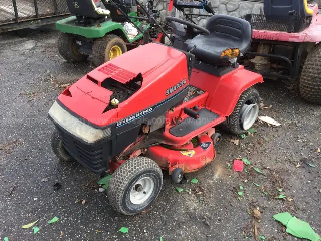 Snapper Riding Mower | GovDeals