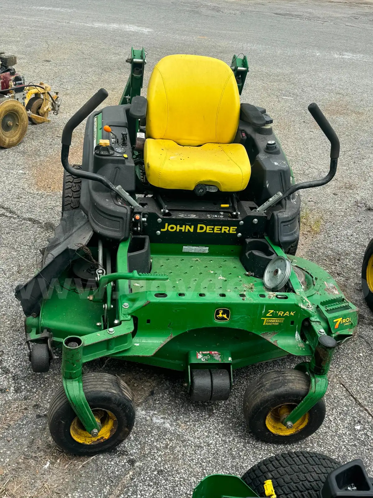 John Deer Zero Turn | GovDeals