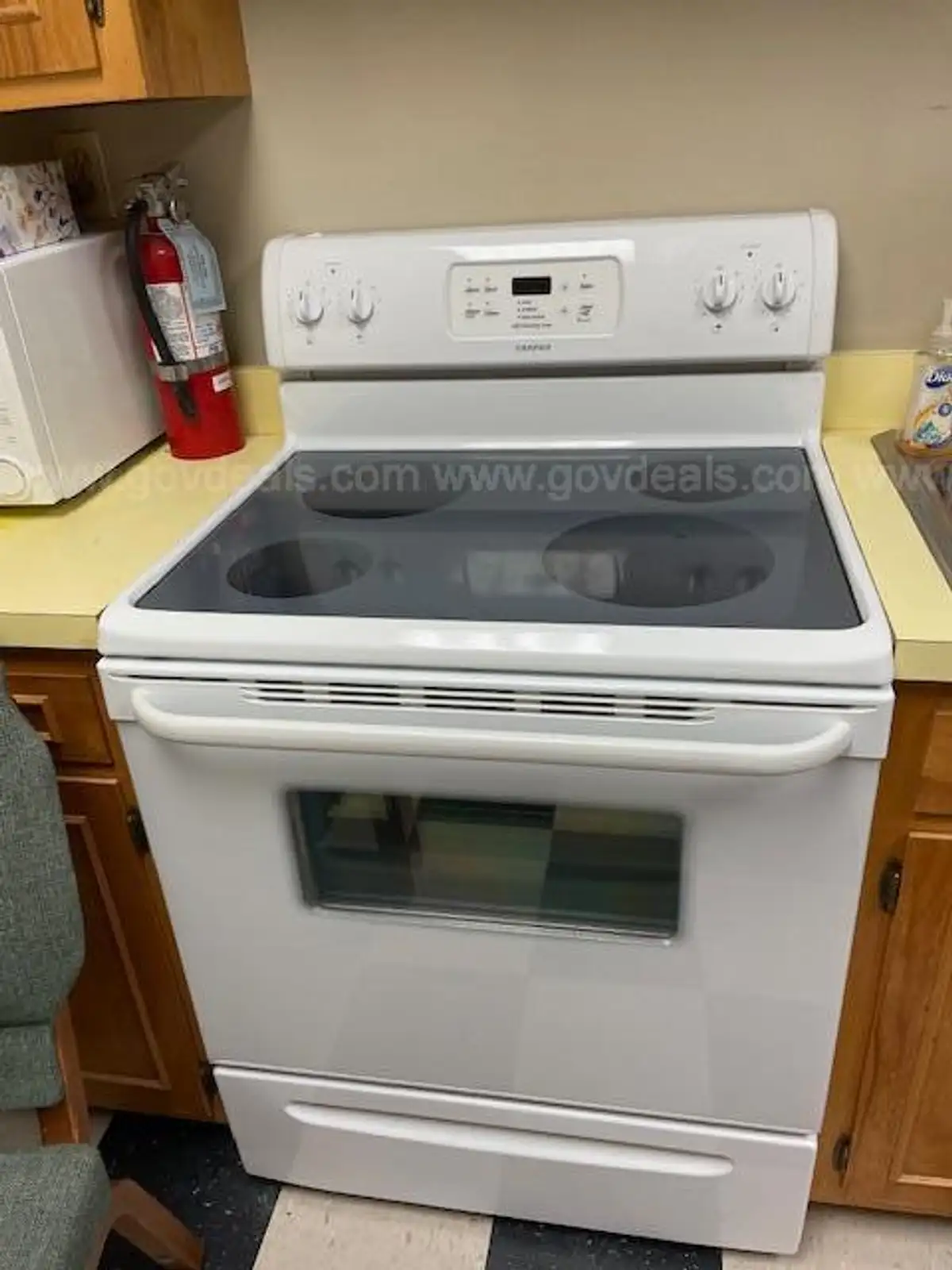 Tappan 4-Burner Electric Range | AllSurplus
