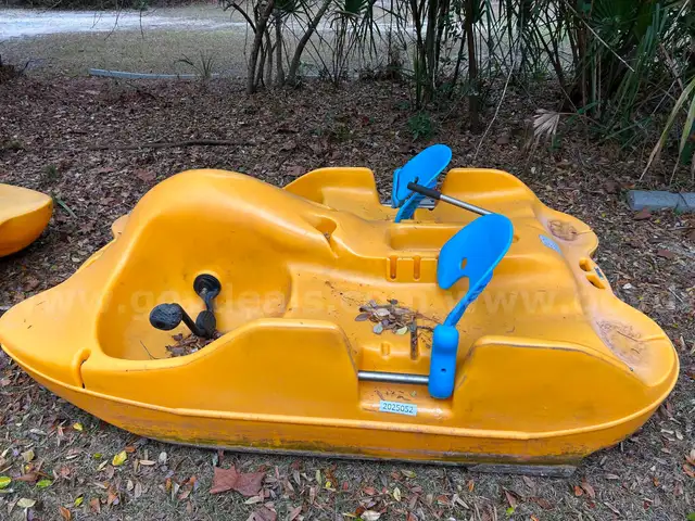 Water Bee 200R Pedal Boat - 2 Seater | GovDeals