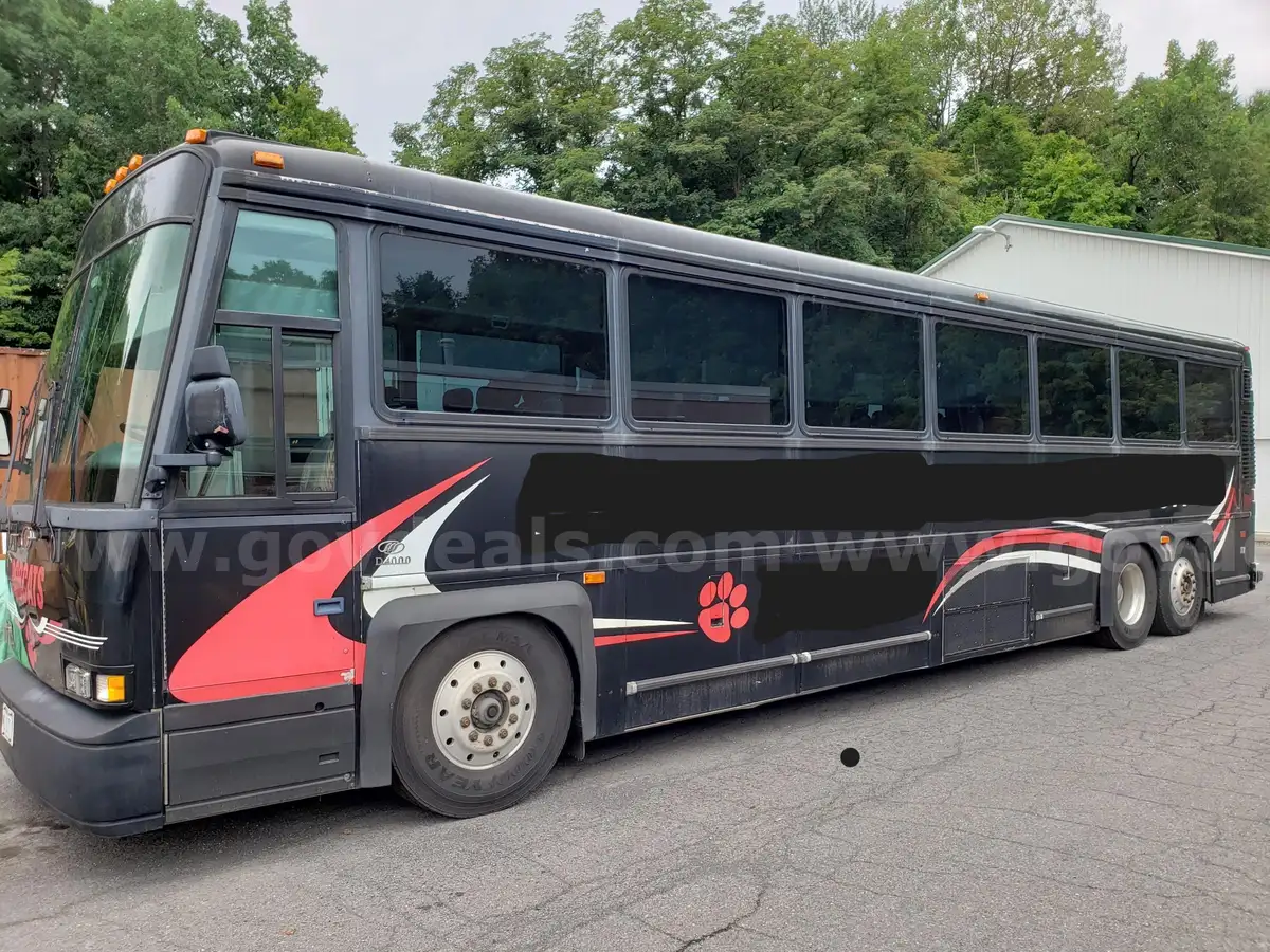 2002 MCI D4000 BUS | GovDeals
