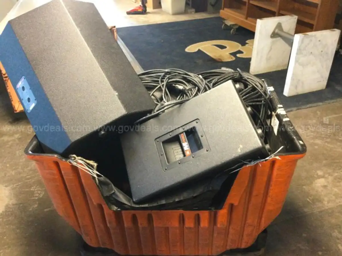 Lot of Four JBL MP412 Speakers and Cords | AllSurplus