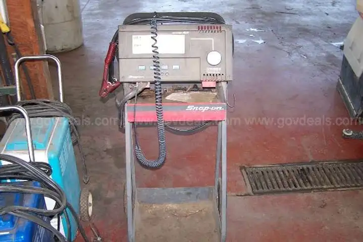 Snap On MT3760 AVR Battery and Charging System Tester | GovDeals