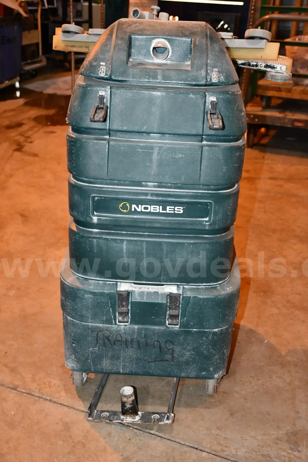 Nobles model 608817 Floor Machine (For parts) | AllSurplus