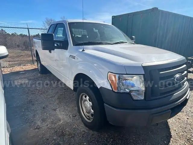 2011 Ford F-150 XL SuperCab 8-ft. Bed 4WD | AllSurplus