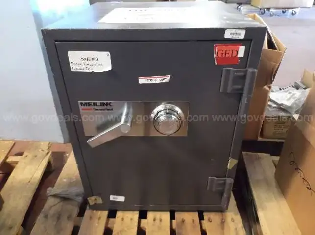 Meilink Model 300 / FV2015 and FV1714 Safes - 2 Units | GovDeals