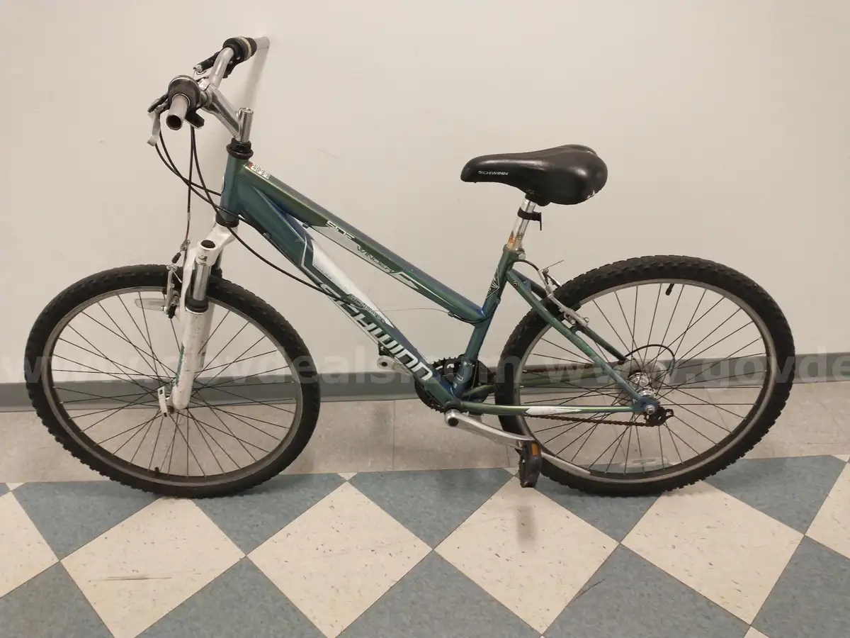 Schwinn Side Winder Green & White Mountain Bike | AllSurplus