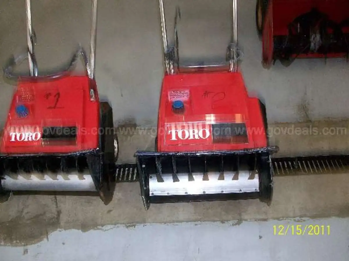Two (2) Toro S620 Snowblowers | GovDeals