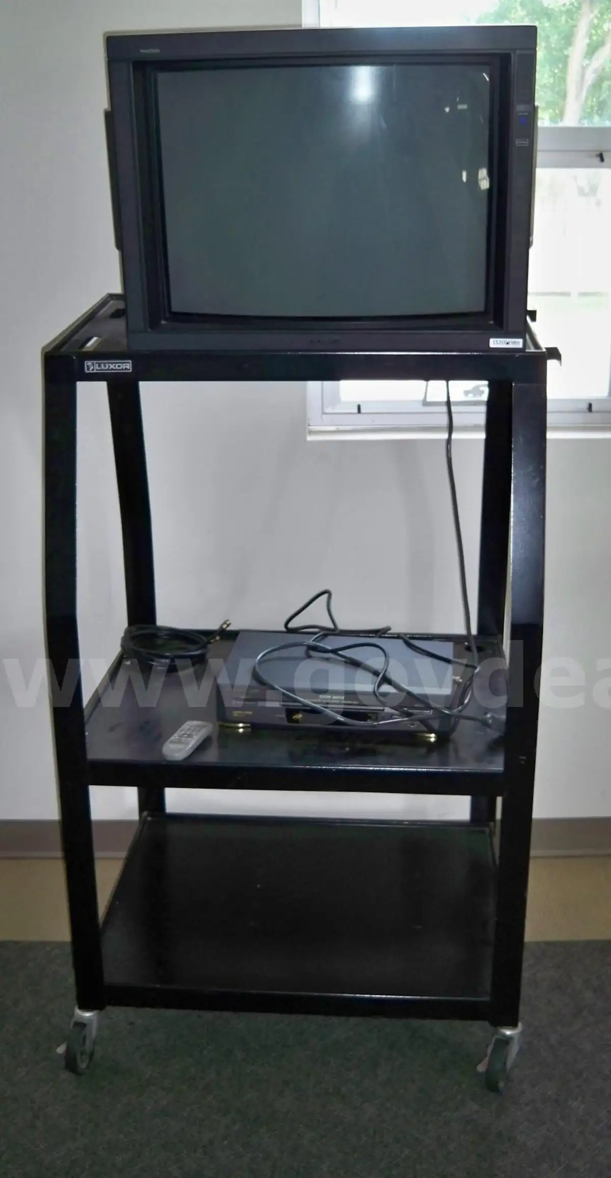 TV, VCR & Cart | GovDeals