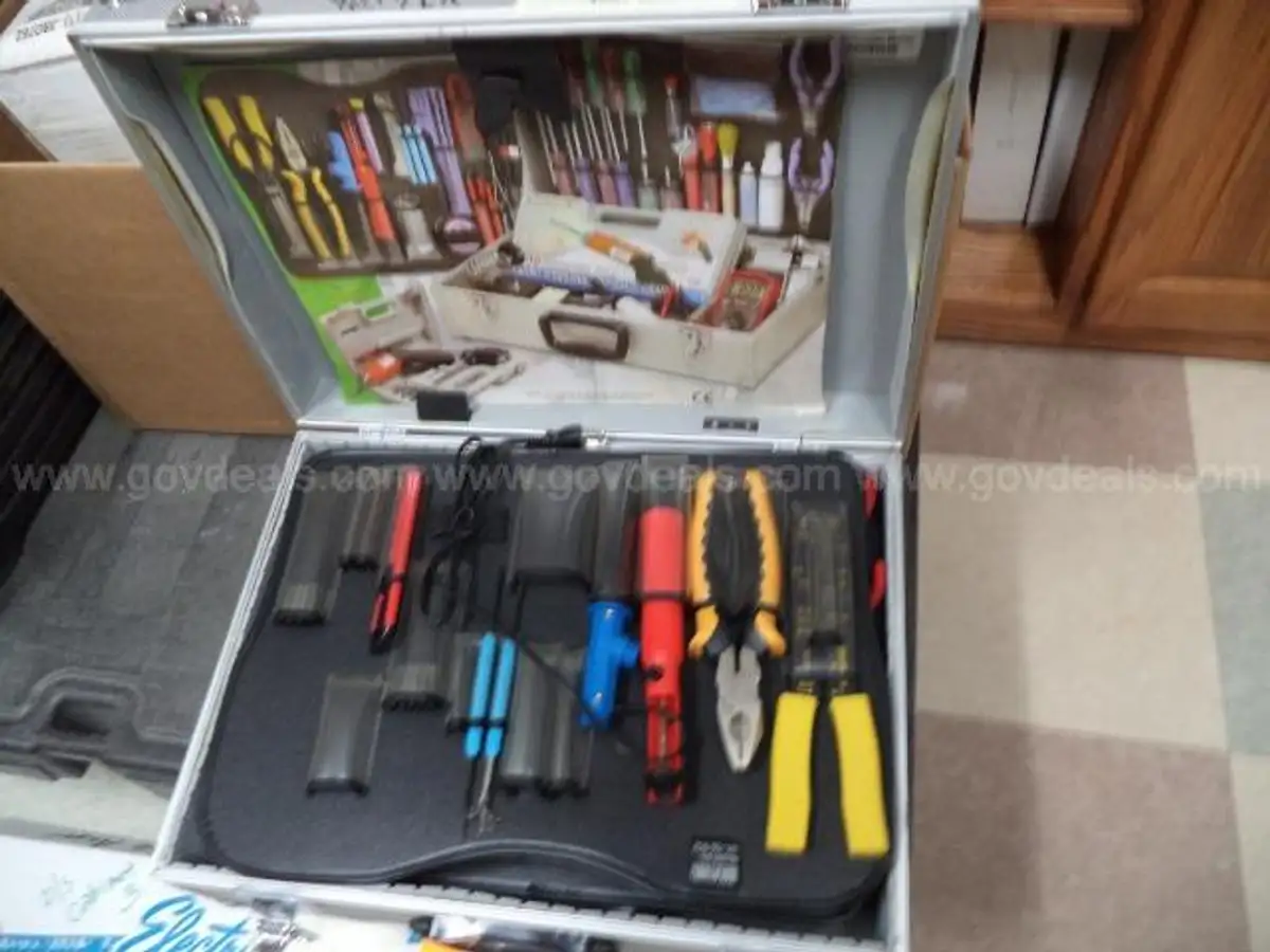 Lot of Tool Kits and Various Tools. | GovDeals