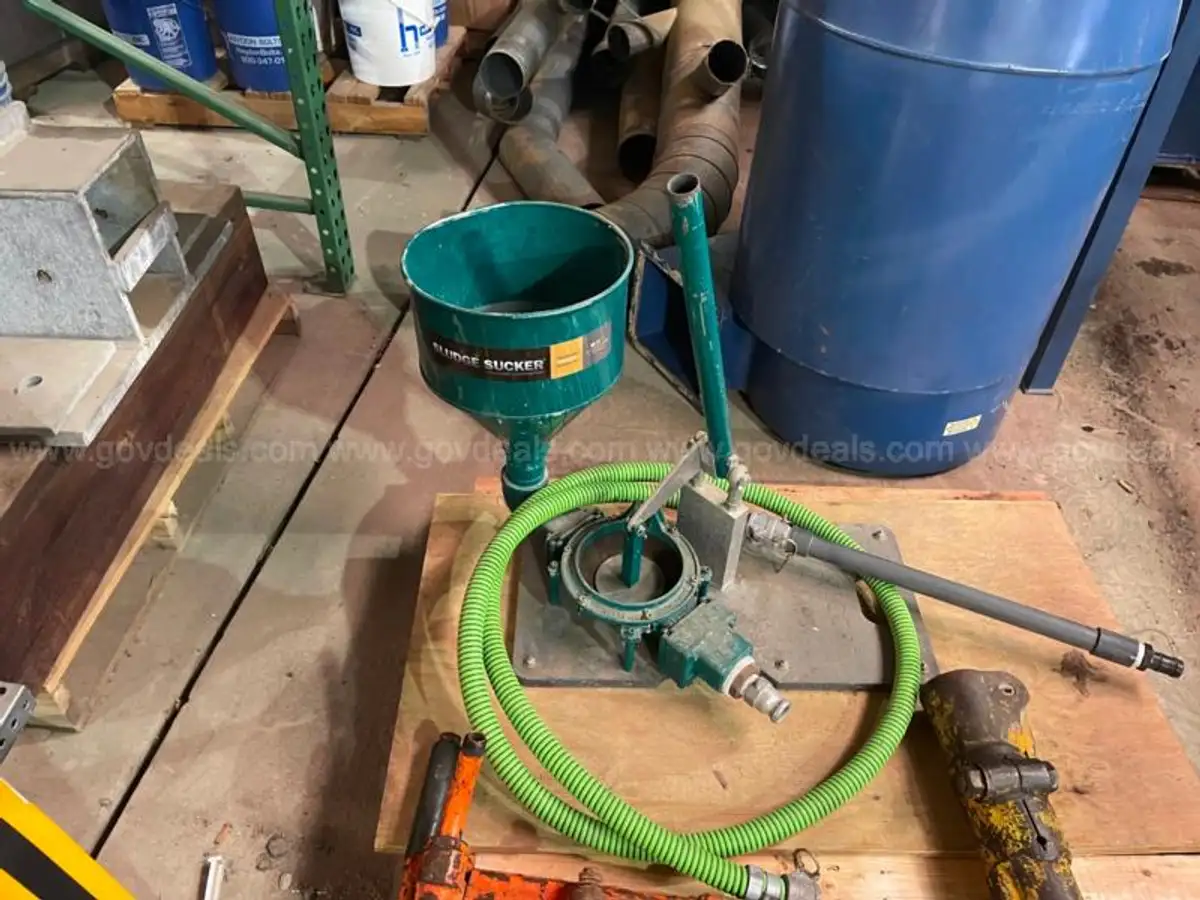 Sludge Sucker Manual Grout Pump | AllSurplus