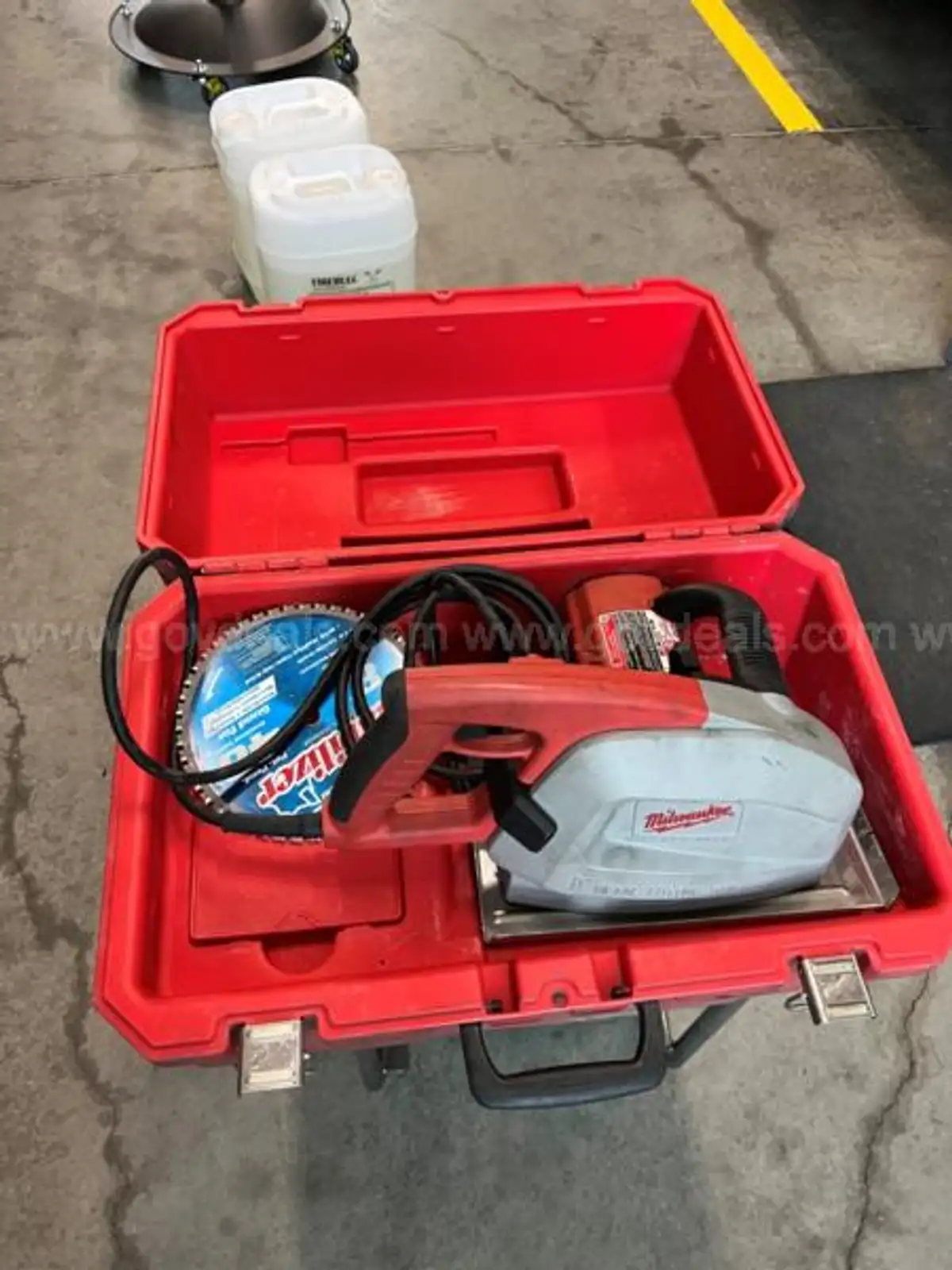 Milwaukee Metal Cutting Saw | AllSurplus