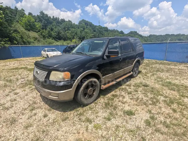 2003 Ford Expedition | AllSurplus