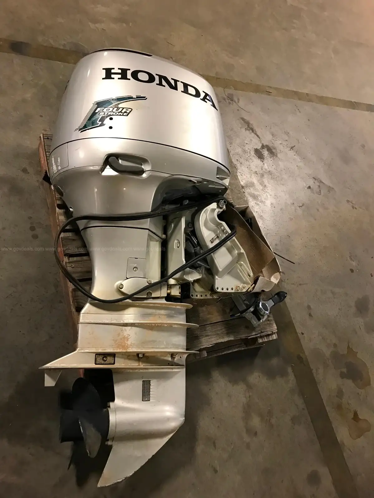 HONDA 115 4 STROKE OUTBOARD MOTOR ON ONE PALLET. | AllSurplus