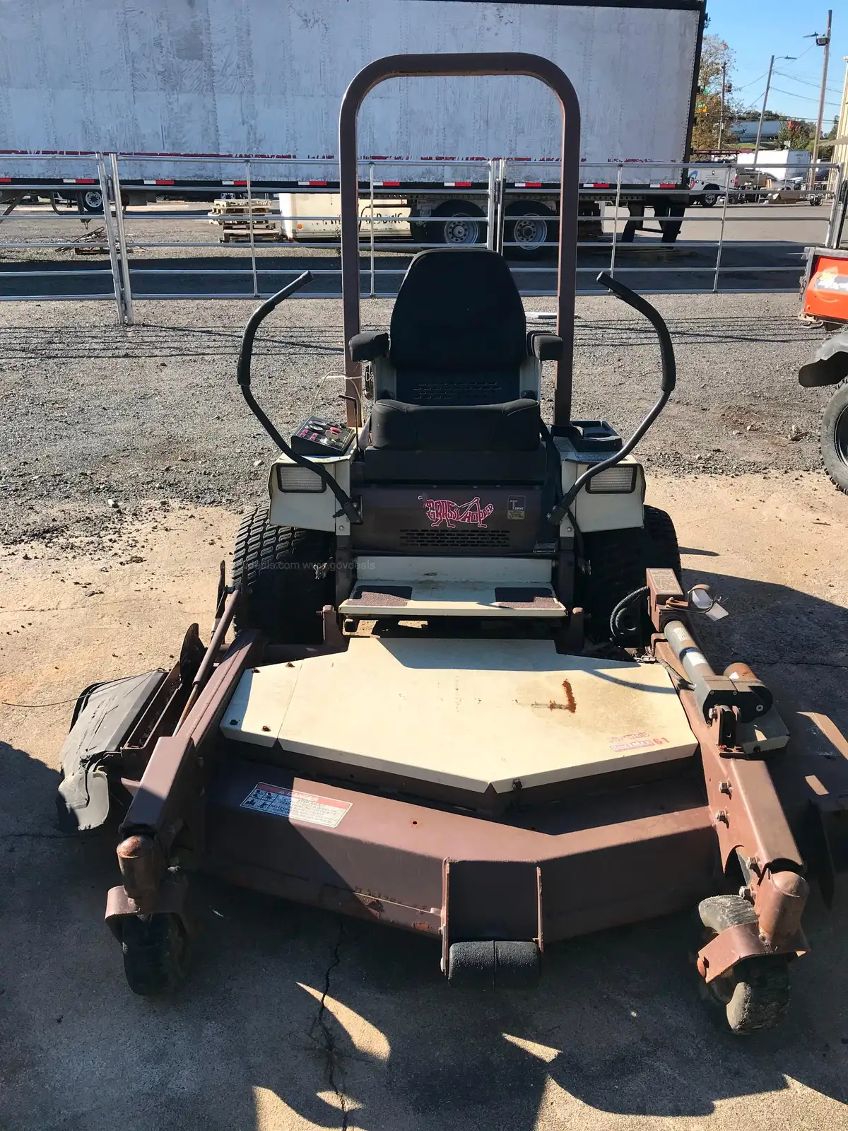 GRASSHOPPER 721D MOWER 61" CUT | AllSurplus