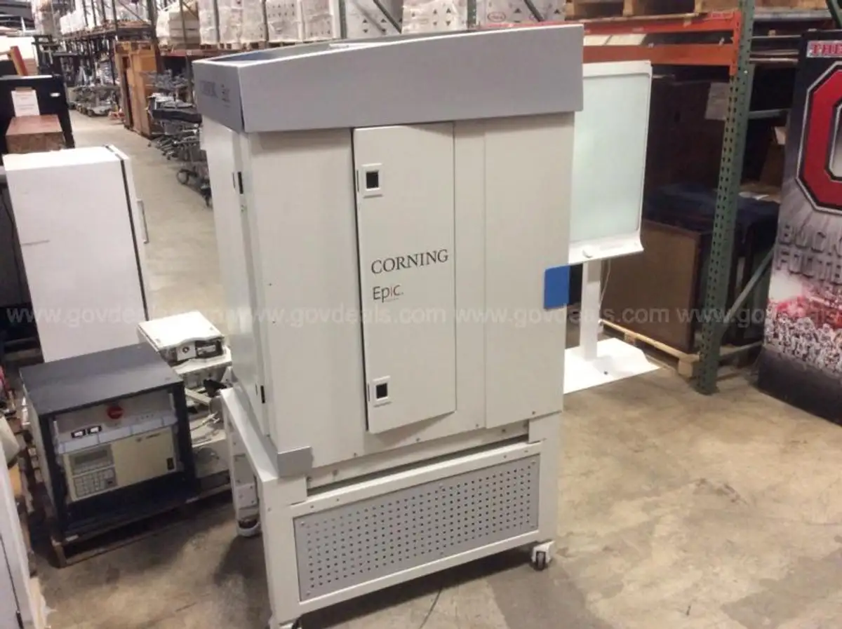 Corning epic systems plate reader system with Aerodex 511 motion ...