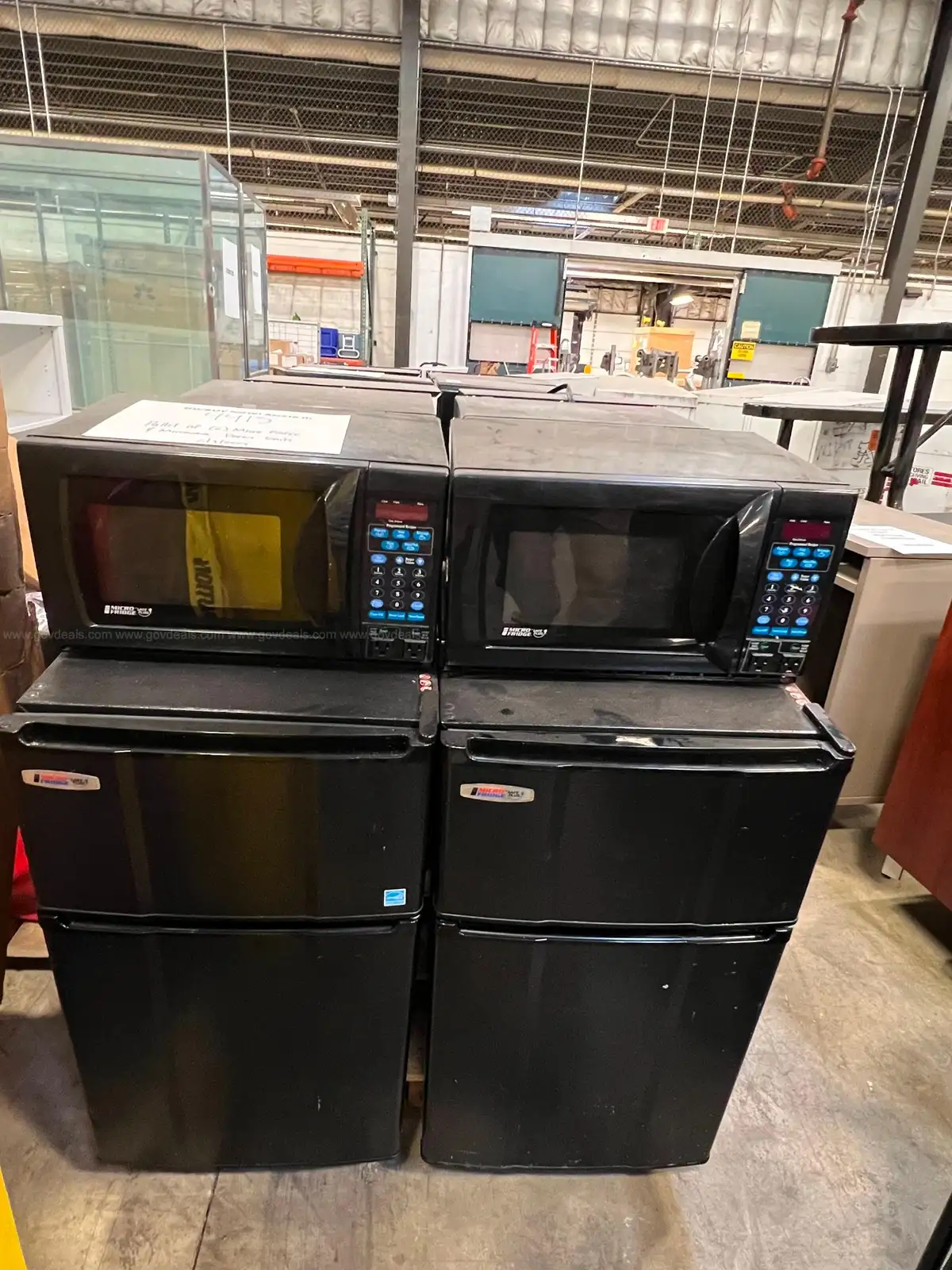 Pallet of six (6) Microfridge/Microwave combo | GovDeals