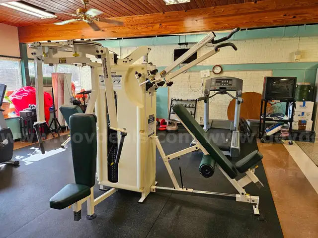 Magnum multi station exercise machine | AllSurplus