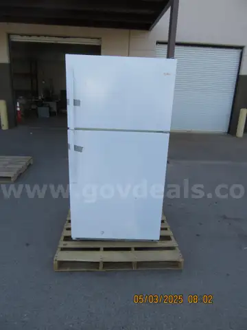 Whirlpool Refrigerator Model WRT311FZDW01 | AllSurplus