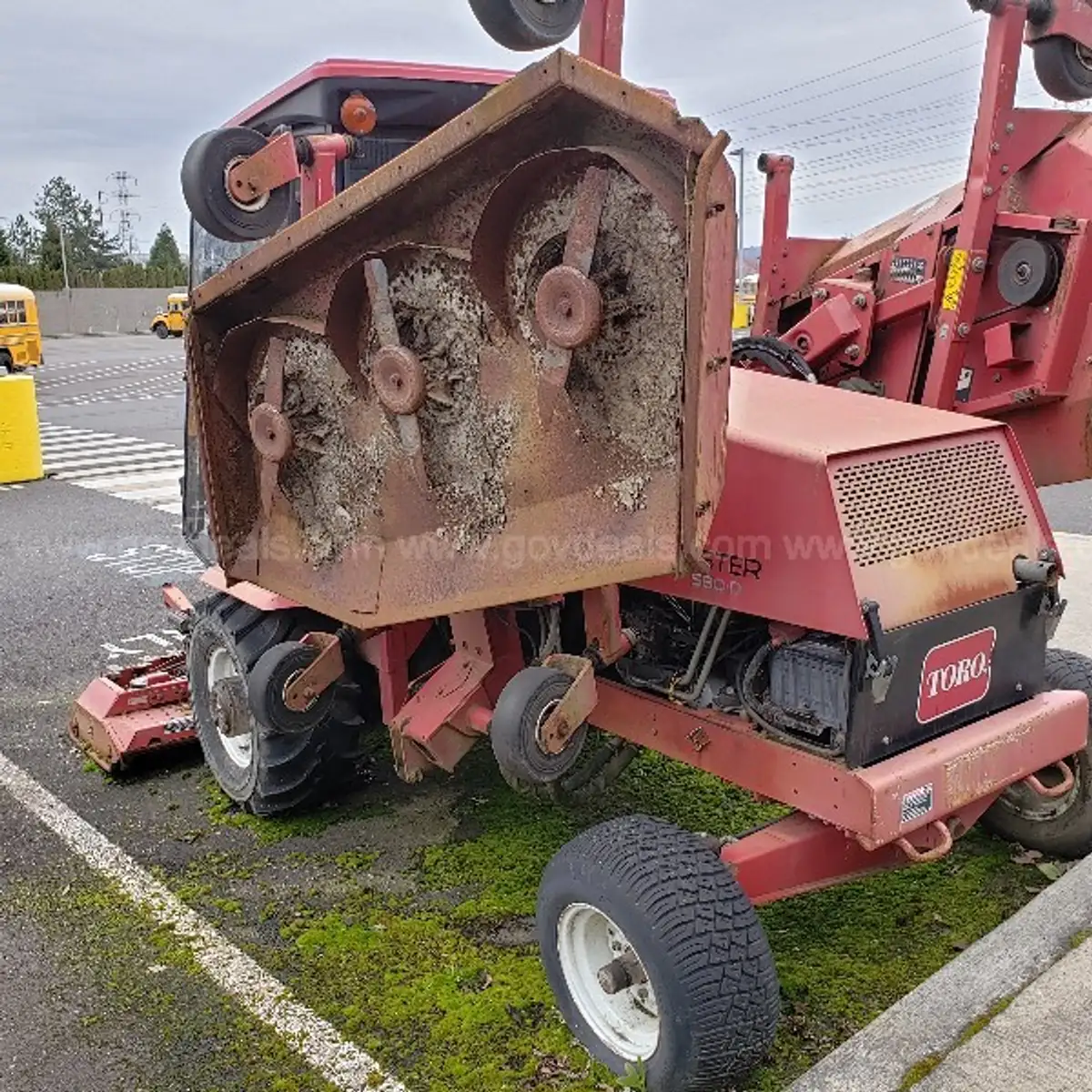 Toro Groundmaster 580D Self-Propelled Portable Lawn Mower | AllSurplus