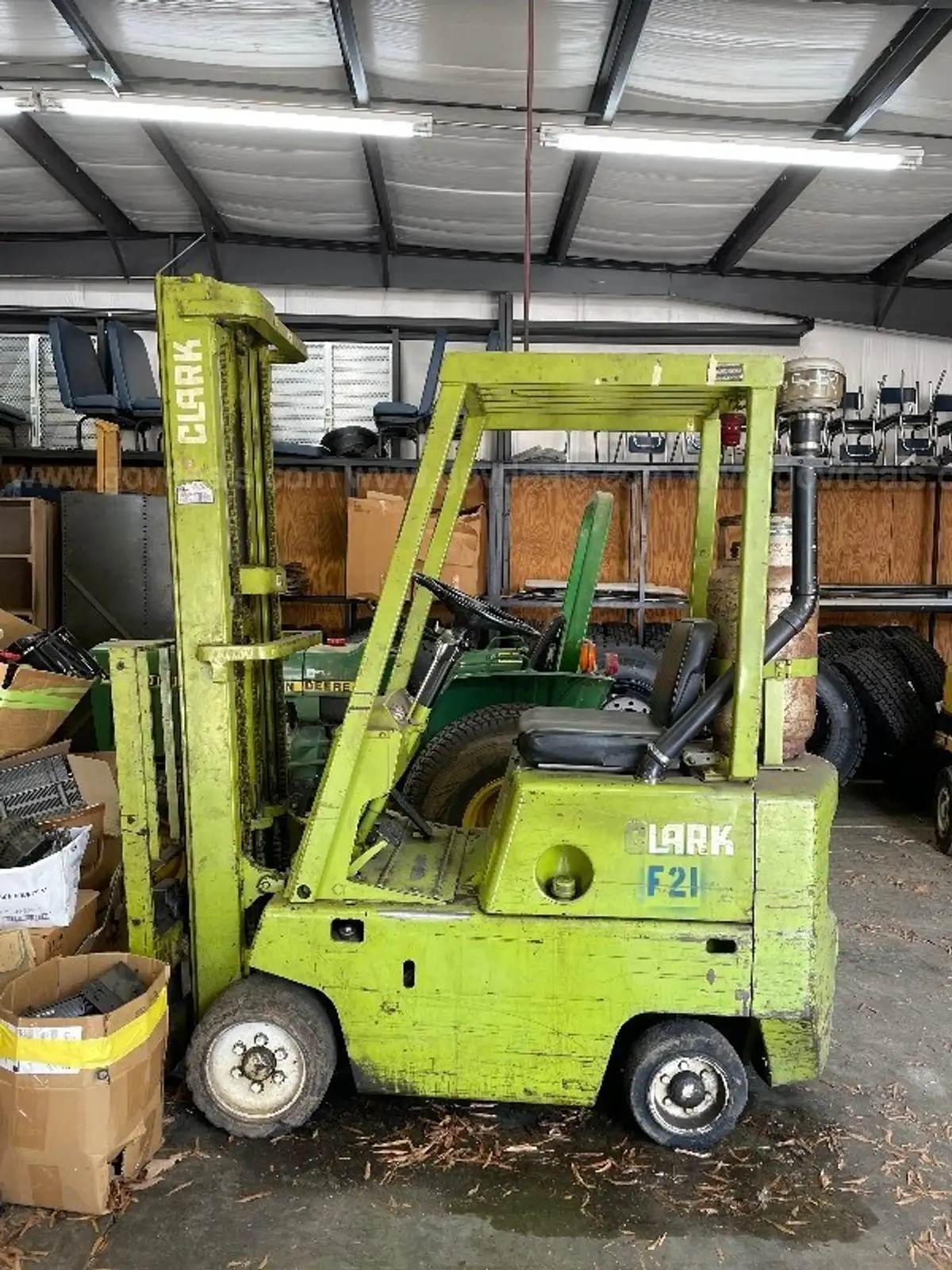CLARK FORK LIFT | AllSurplus