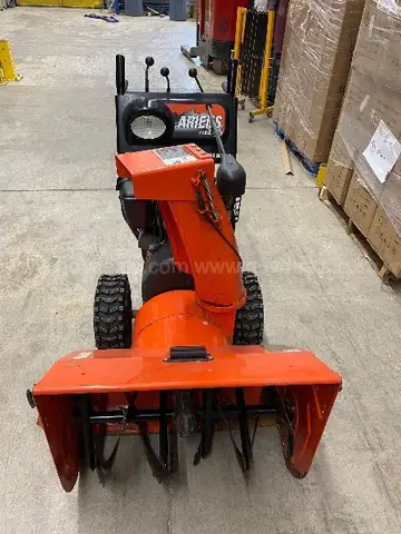 ARIENS 11528LE SNOWBLOWER | GovDeals