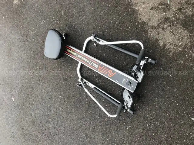 Avita 950 Professional Rowing Machine | GovDeals