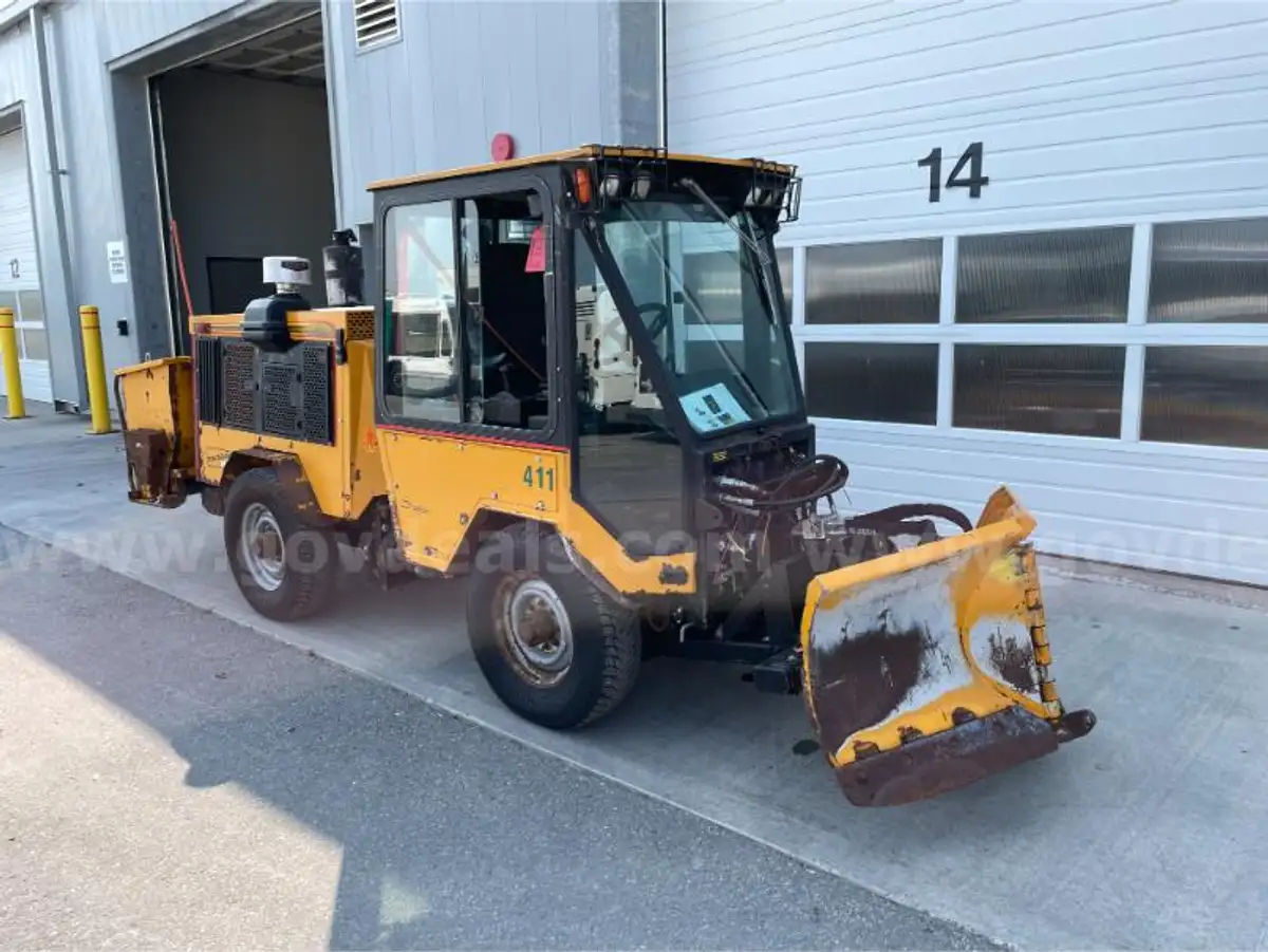 2014 TRACKLESS MT6 | AllSurplus