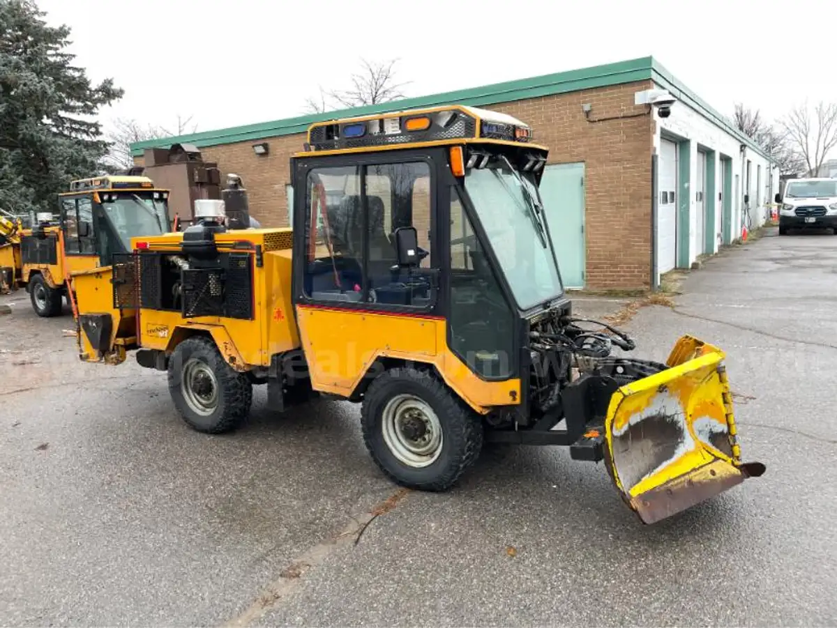 Trackless MT6 Sidewalk Municipal Tractor | GovDeals