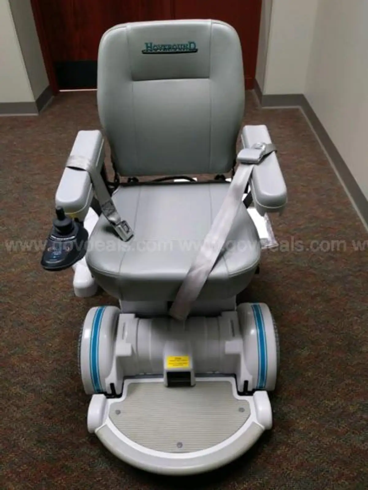 HOVEROUND MPV5 POWER WHEELCHAIR | AllSurplus