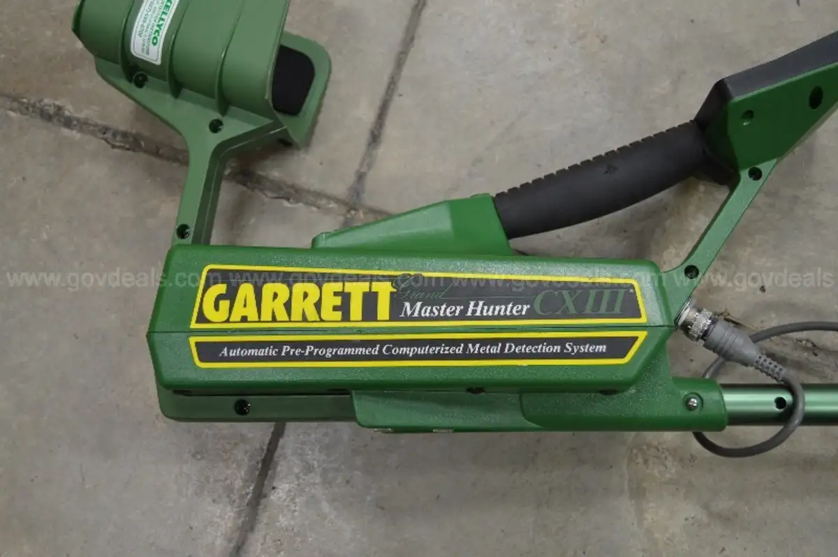 Garrett Grand Master Hunter CXIII | GovDeals