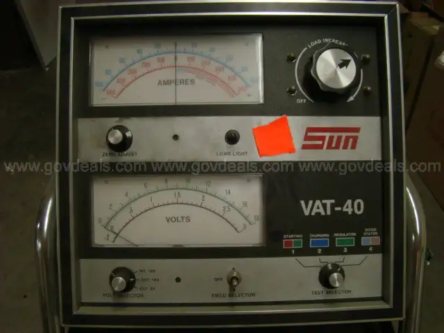 Lot of 1 SUN VAT-40 Volt/Ampere Tester #829SD | GovDeals