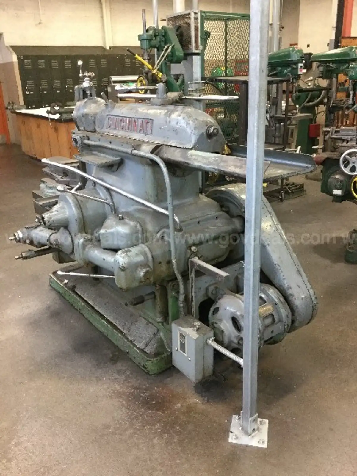 Cincinnati Shaper co- 16" heavy duty shaper | GovDeals