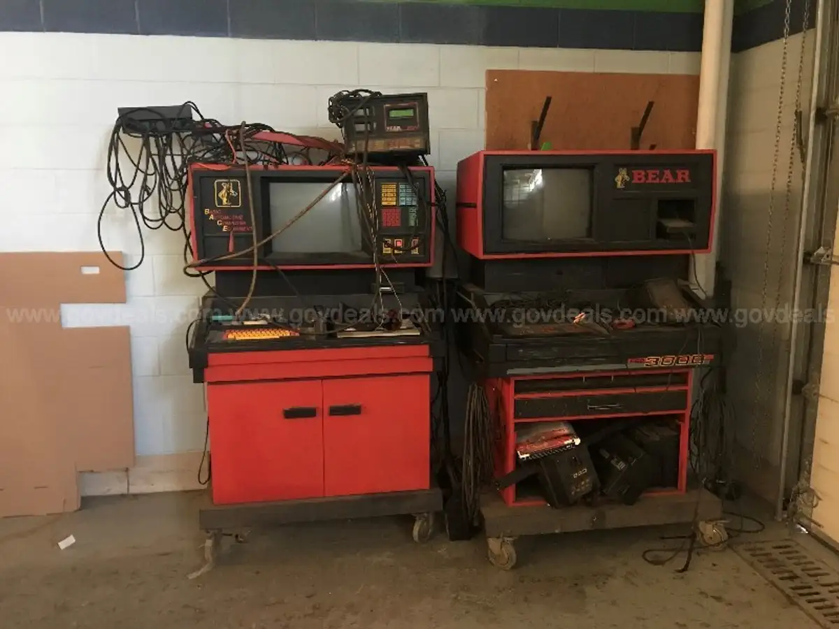 Lot of Bear Alignment Machines | AllSurplus